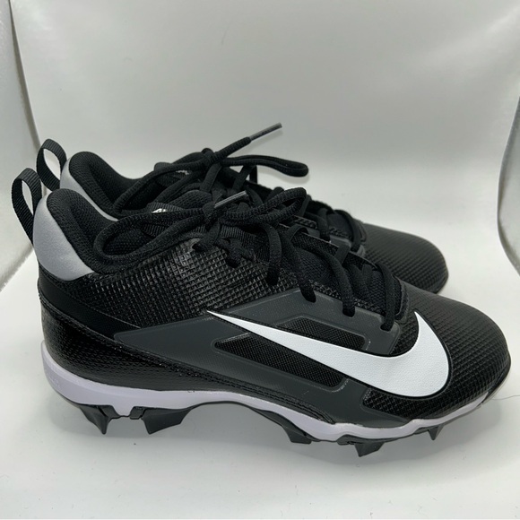 Nike | Shoes | Nike Fast Flex Black And White Athletic Cleats Nwob ...